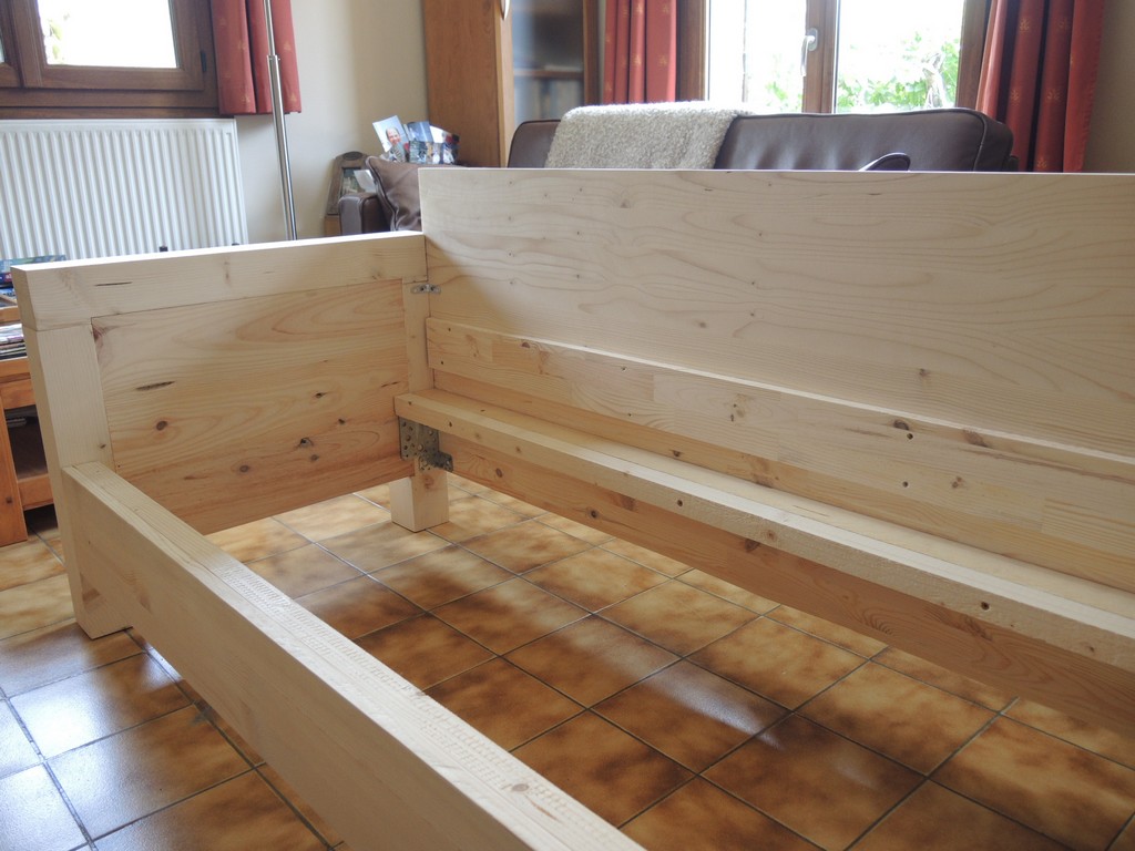 Canapé – fabrication de la structure